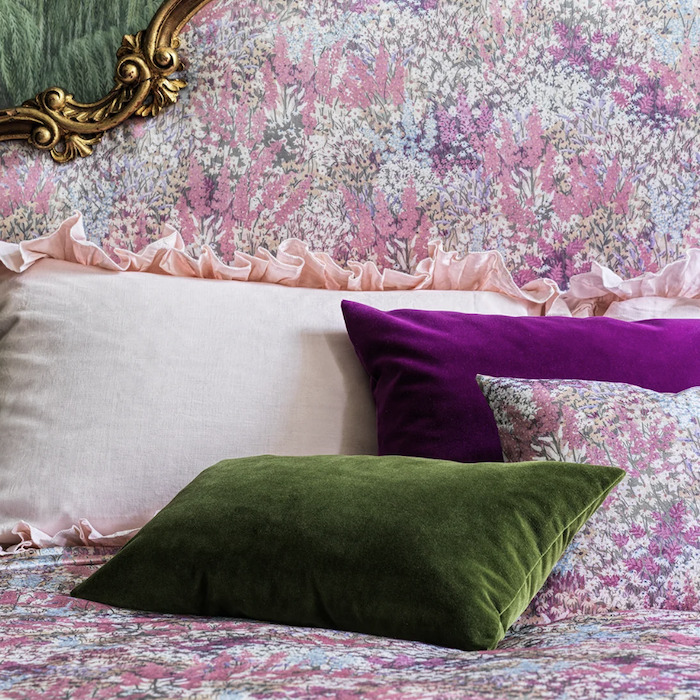 Cole and Son | Colour Box | Fabric | F121/5026 | Top Designer